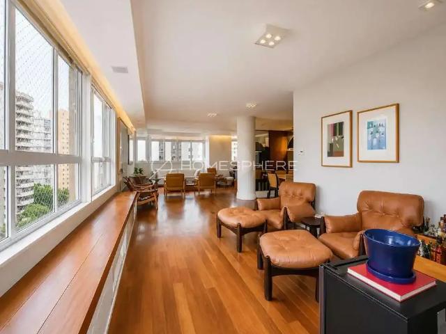 Apartamento para Locação em São Paulo/SP Jardim América 3 Quartos