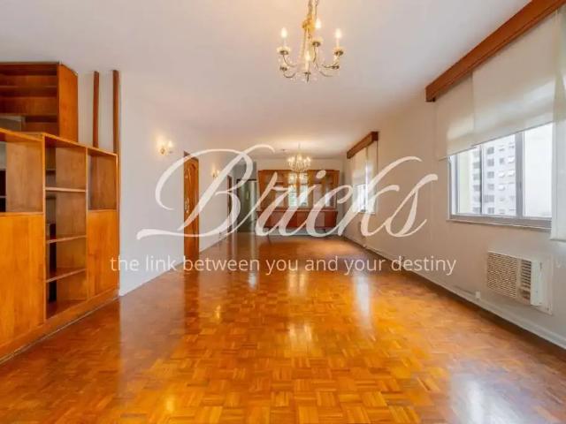Apartamento para Locação em São Paulo/SP Jardim América 3 Quartos