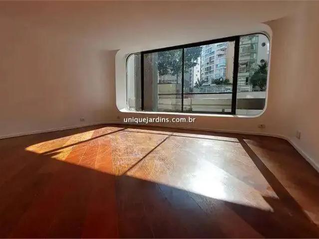 Apartamento para Locação em São Paulo/SP Jardim América 3 Quartos