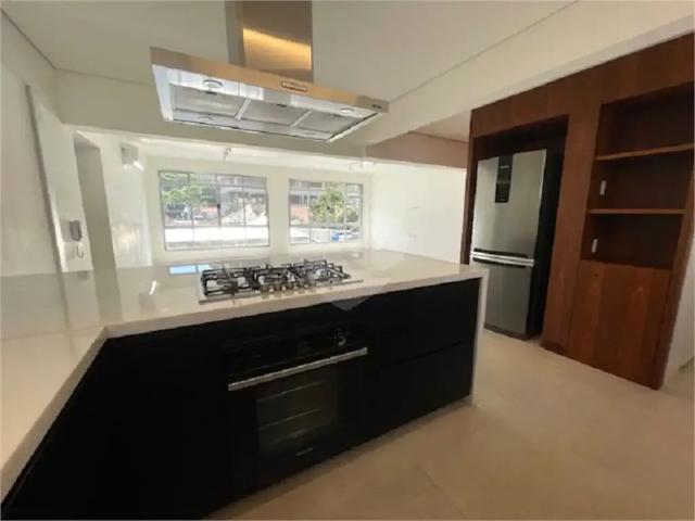 Apartamento para Locação em São Paulo/SP Jardim América 3 Quartos