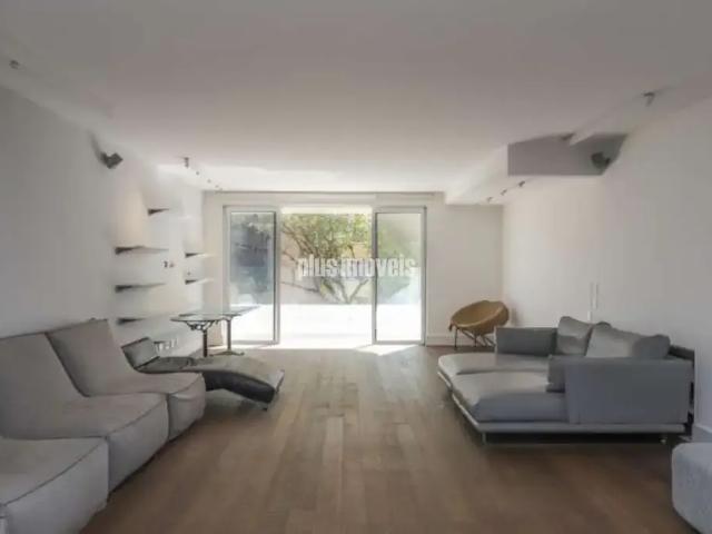 Apartamento para Locação em São Paulo/SP Jardim América 3 Quartos