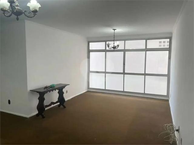 Apartamento para Locação em São Paulo/SP Jardim América 3 Quartos