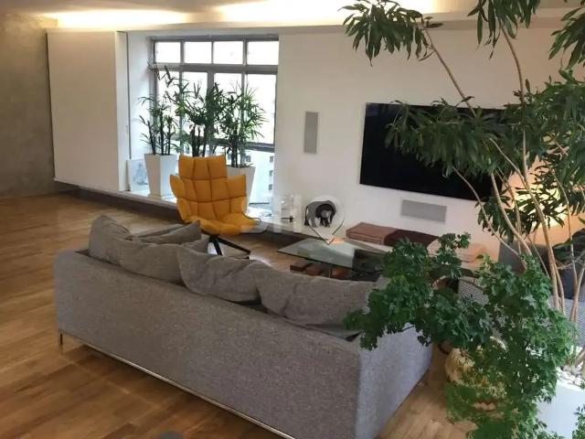 Apartamento para Locação em São Paulo/SP Jardim Europa 2 Quartos