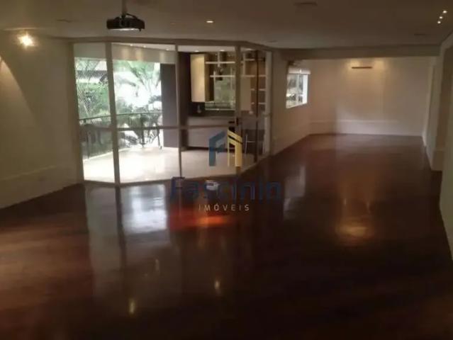 Apartamento para Locação em São Paulo/SP Jardim Europa 3 Quartos