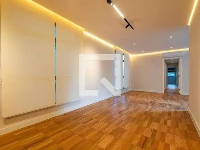 Apartamento para Locação em São Paulo/SP Jardim Europa 3 Quartos