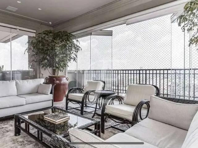 Apartamento para Locação em São Paulo/SP Jardim Europa 3 Quartos