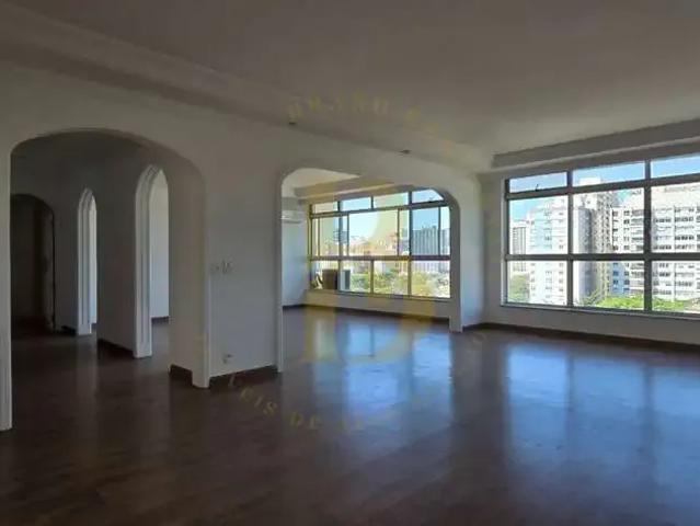 Apartamento para Locação em São Paulo/SP Jardim Europa 3 Quartos