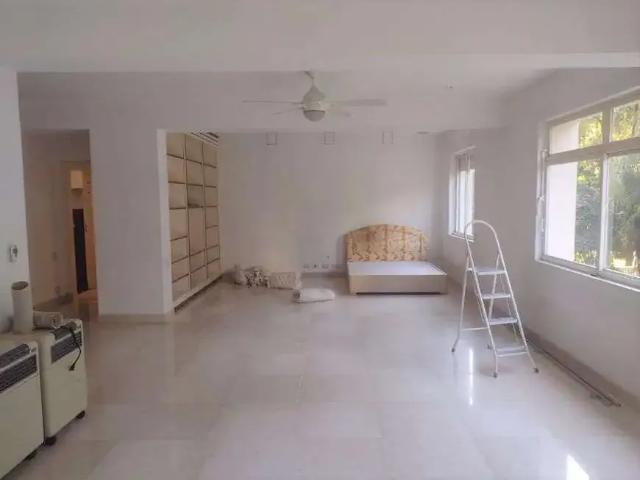 Apartamento para Locação em São Paulo/SP Jardim Europa 5 Quartos