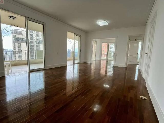 Apartamento para Locação em São Paulo/SP Jardim Fonte do Morumbi 4 Quartos