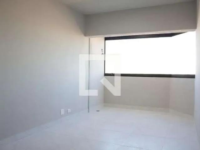 Apartamento para Locação em São Paulo/SP Jardim São Luís 2 Quartos