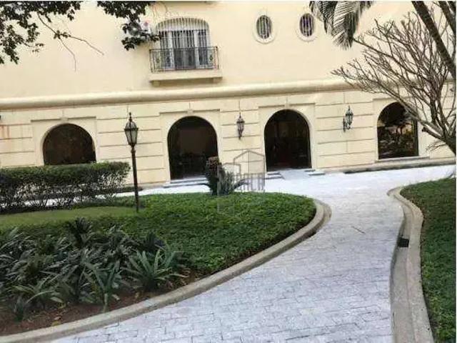 Apartamento para Locação em São Paulo/SP Jardins 4 Quartos