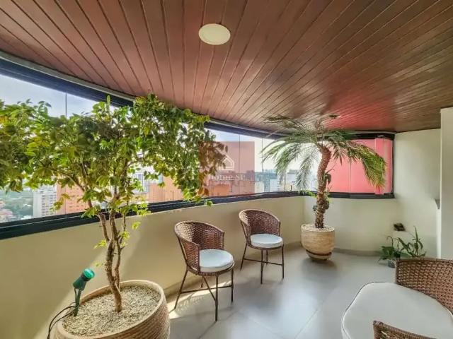 Apartamento para Locação em São Paulo/SP Moema 4 Quartos