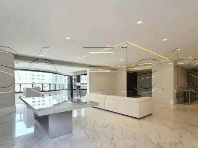 Apartamento para Locação em São Paulo/SP Moema 4 Quartos