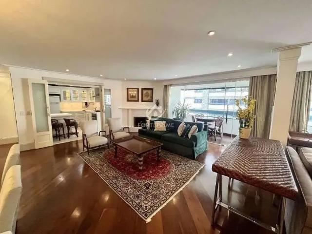 Apartamento para Locação em São Paulo/SP Moema 4 Quartos