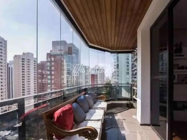 Apartamento para Locação em São Paulo/SP Moema 4 Quartos