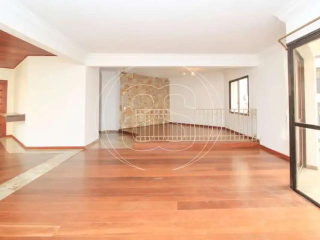 Apartamento para Locação em São Paulo/SP Moema 4 Quartos