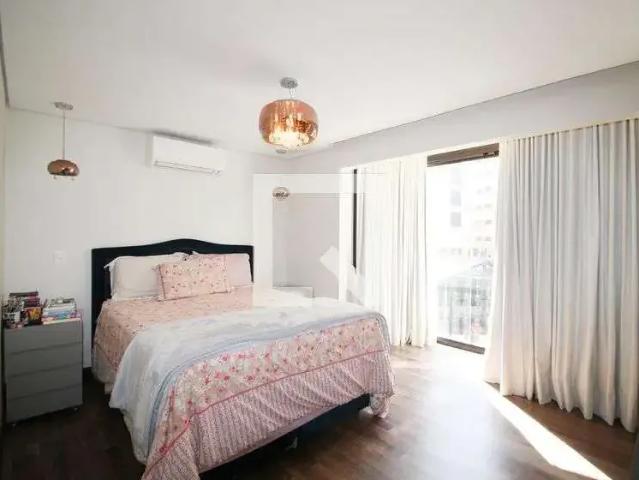 Apartamento para Locação em São Paulo/SP Moema 2 Quartos