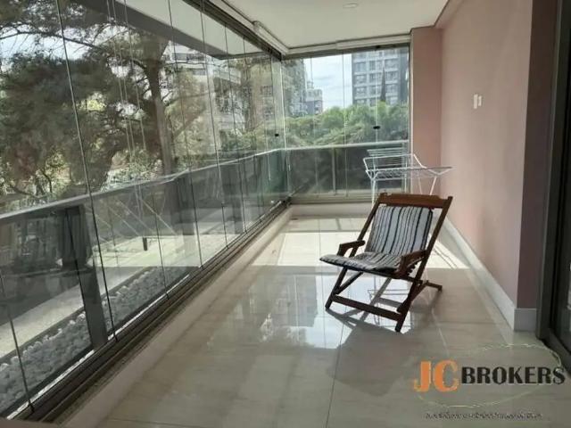 Apartamento para Locação em São Paulo/SP Moema 2 Quartos