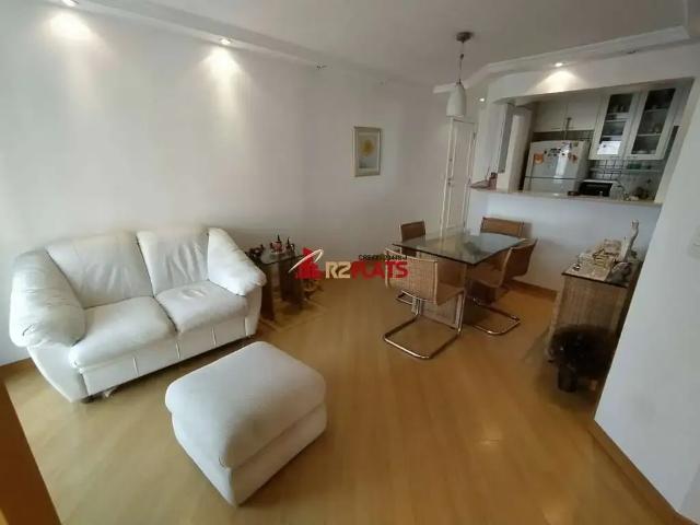Apartamento para Locação em São Paulo/SP Moema 2 Quartos