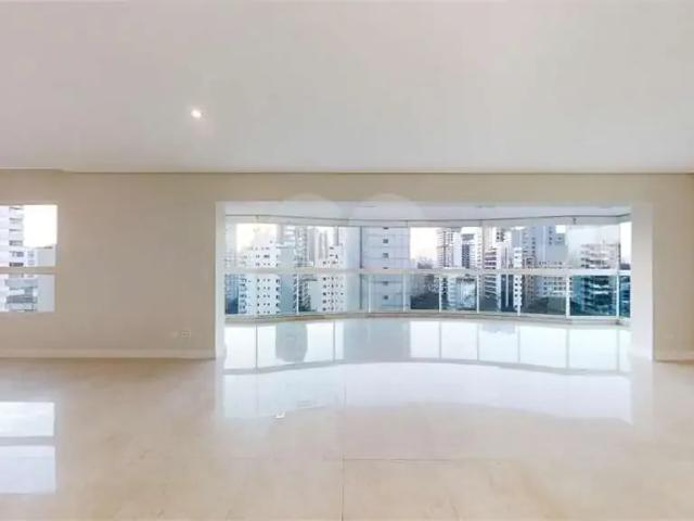 Apartamento para Locação em São Paulo/SP Moema 2 Quartos