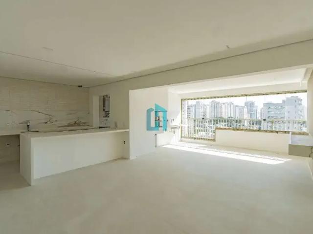 Apartamento para Locação em São Paulo/SP Moema 3 Quartos