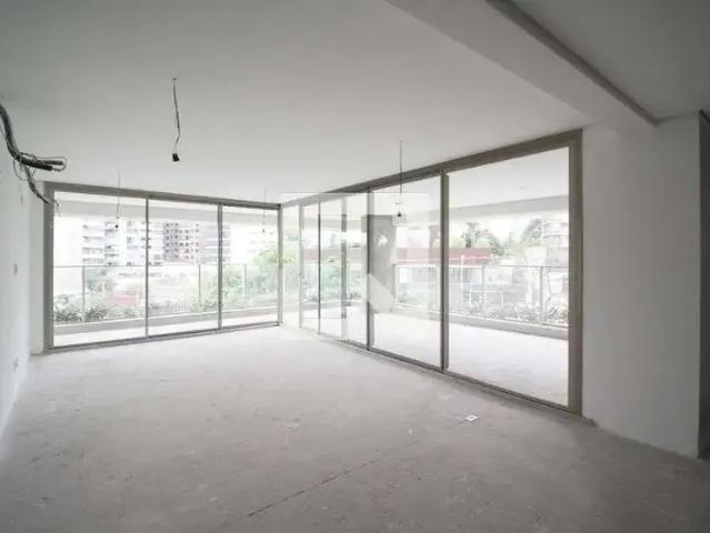 Apartamento para Locação em São Paulo/SP Moema 3 Quartos