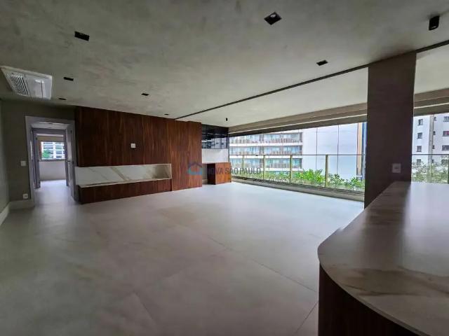 Apartamento para Locação em São Paulo/SP Moema 3 Quartos