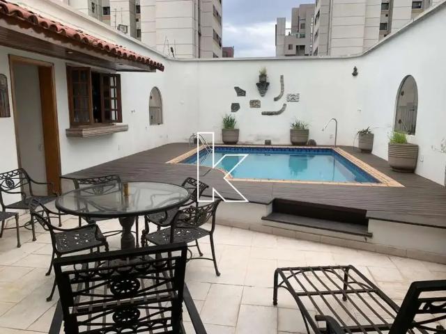 Apartamento para Locação em São Paulo/SP Moema 3 Quartos
