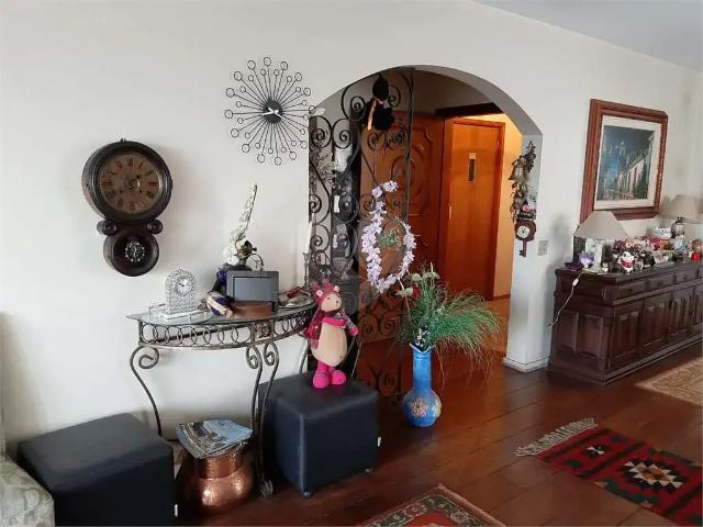 Apartamento para Locação em São Paulo/SP Moema 3 Quartos