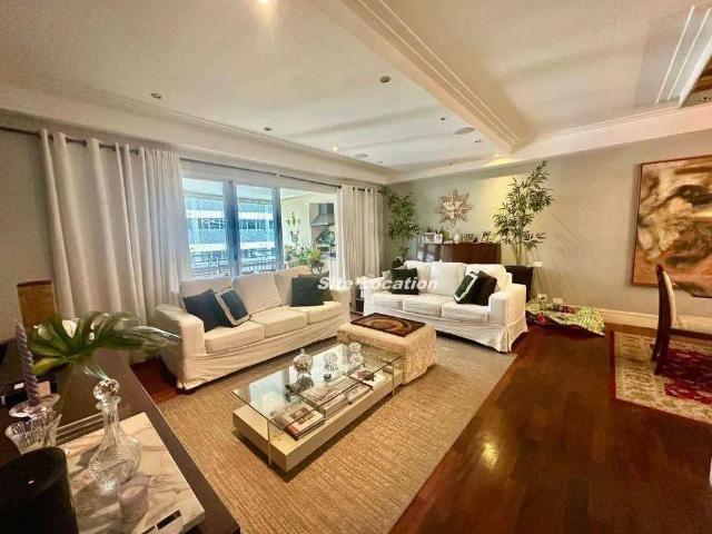 Apartamento para Locação em São Paulo/SP Moema 3 Quartos