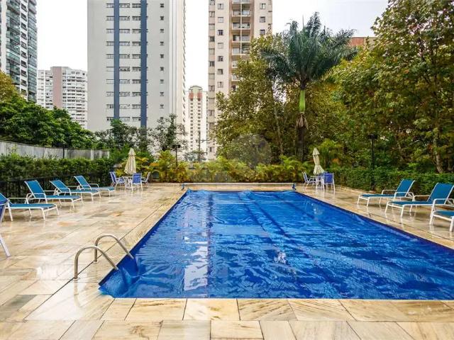 Apartamento para Locação em São Paulo/SP Moema 3 Quartos