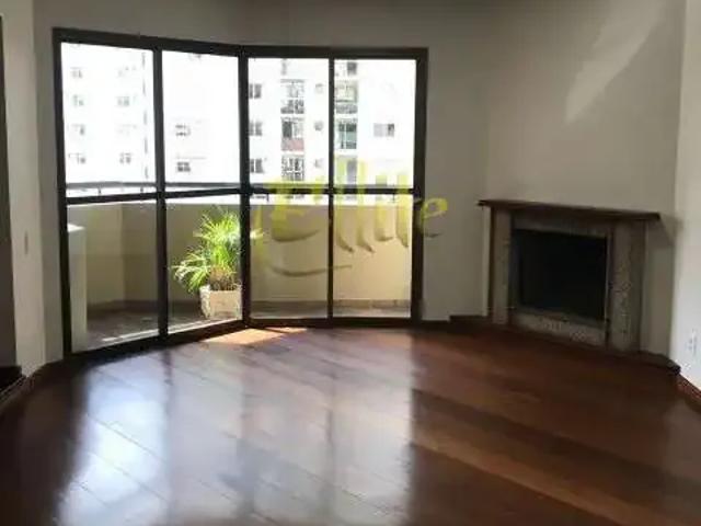 Apartamento para Locação em São Paulo/SP Moema 3 Quartos