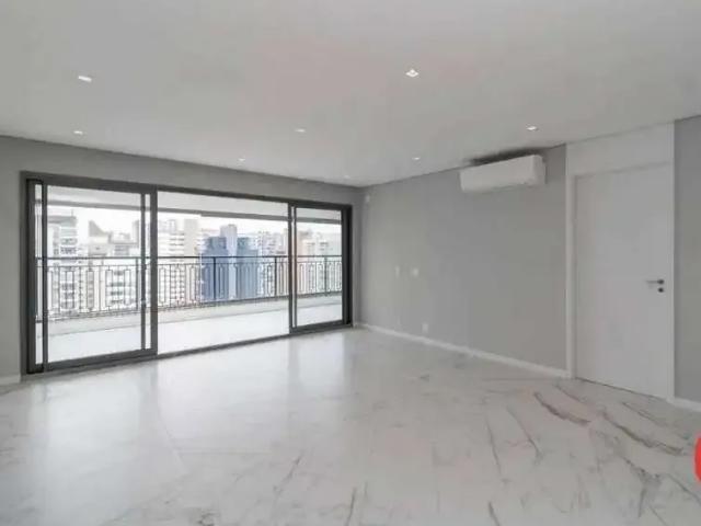Apartamento para Locação em São Paulo/SP Moema 3 Quartos