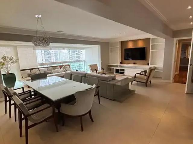 Apartamento para Locação em São Paulo/SP Moema 3 Quartos