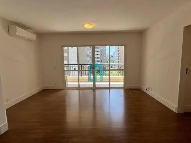 Apartamento para Locação em São Paulo/SP Moema 3 Quartos