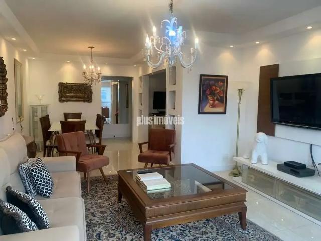 Apartamento para Locação em São Paulo/SP Moema 3 Quartos