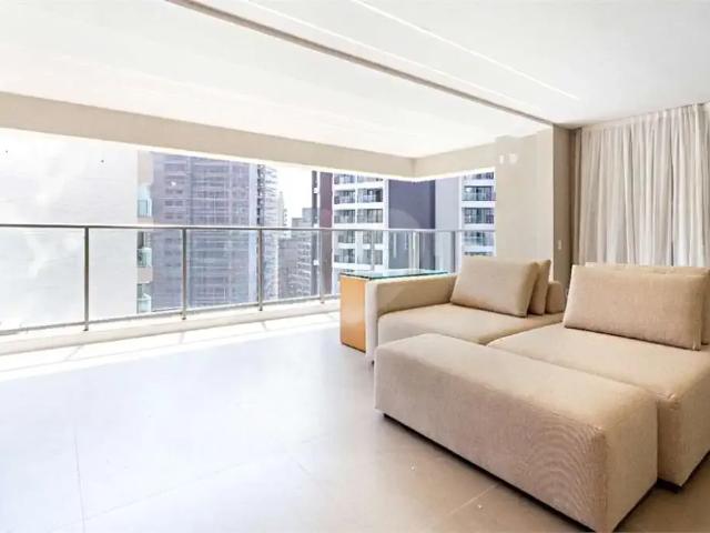 Apartamento para Locação em São Paulo/SP Moema 3 Quartos