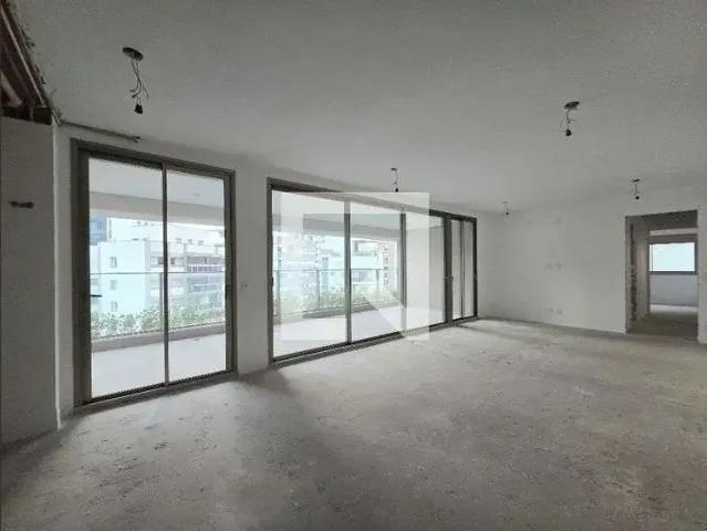 Apartamento para Locação em São Paulo/SP Moema 3 Quartos