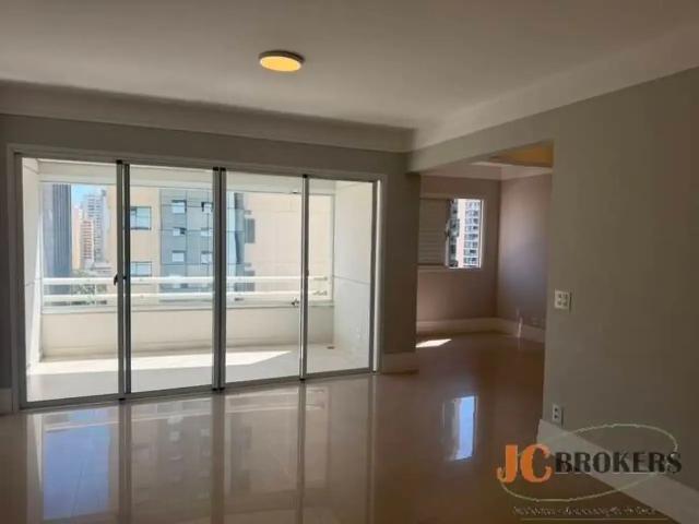 Apartamento para Locação em São Paulo/SP Moema 3 Quartos