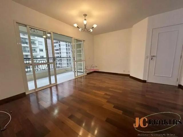 Apartamento para Locação em São Paulo/SP Moema 3 Quartos