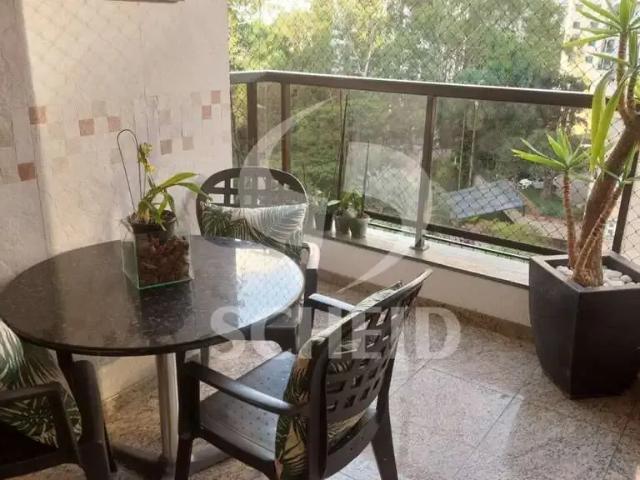Apartamento para Locação em São Paulo/SP Morumbi 3 Quartos