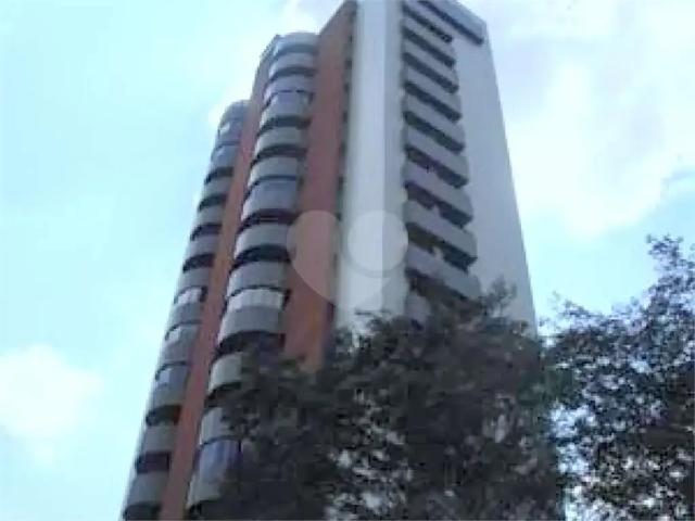 Apartamento para Locação em São Paulo/SP Morumbi 3 Quartos