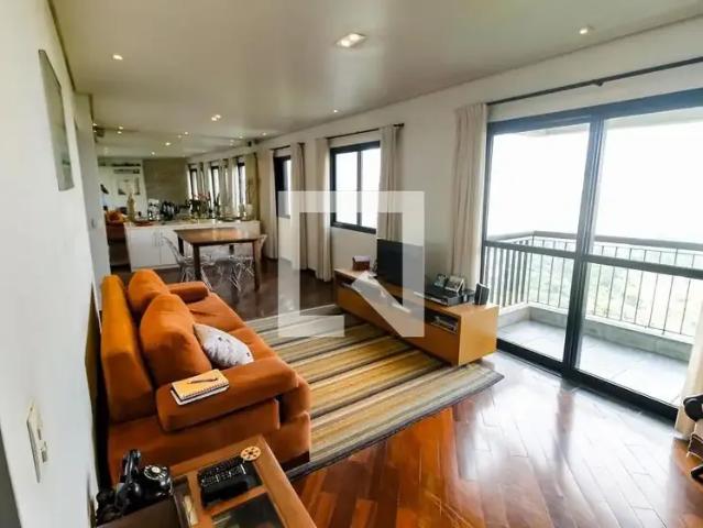 Apartamento para Locação em São Paulo/SP Morumbi 3 Quartos