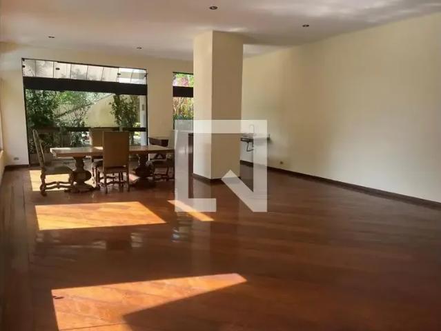 Apartamento para Locação em São Paulo/SP Morumbi 3 Quartos