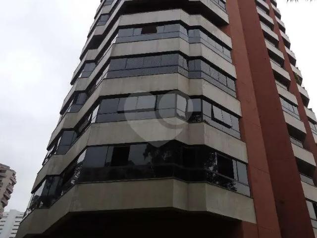 Apartamento para Locação em São Paulo/SP Morumbi 4 Quartos