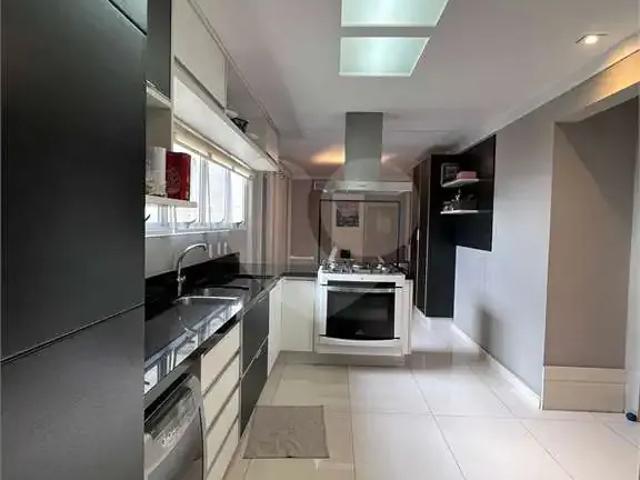 Apartamento para Locação em São Paulo/SP Morumbi 4 Quartos