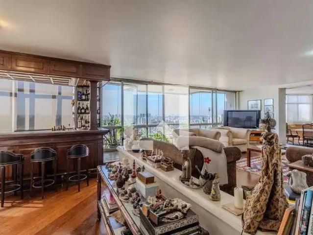Apartamento para Locação em São Paulo/SP Morumbi 4 Quartos