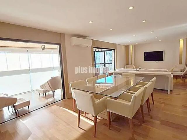 Apartamento para Locação em São Paulo/SP Panamby 3 Quartos