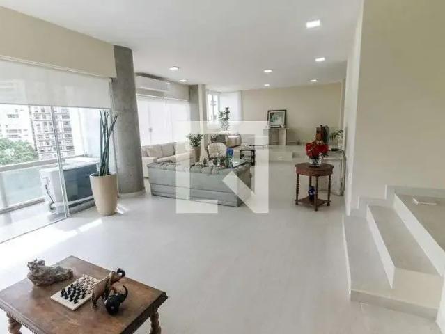 Apartamento para Locação em São Paulo/SP Panamby 4 Quartos