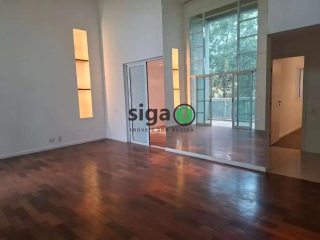 Apartamento para Locação em São Paulo/SP Panamby 4 Quartos